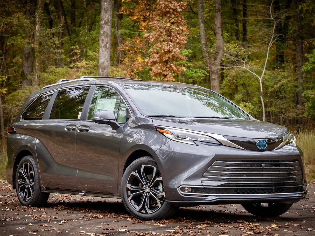 Wheels For Toyota Sienna | Aftermarket & OE Factory-Style Replica Rims ...
